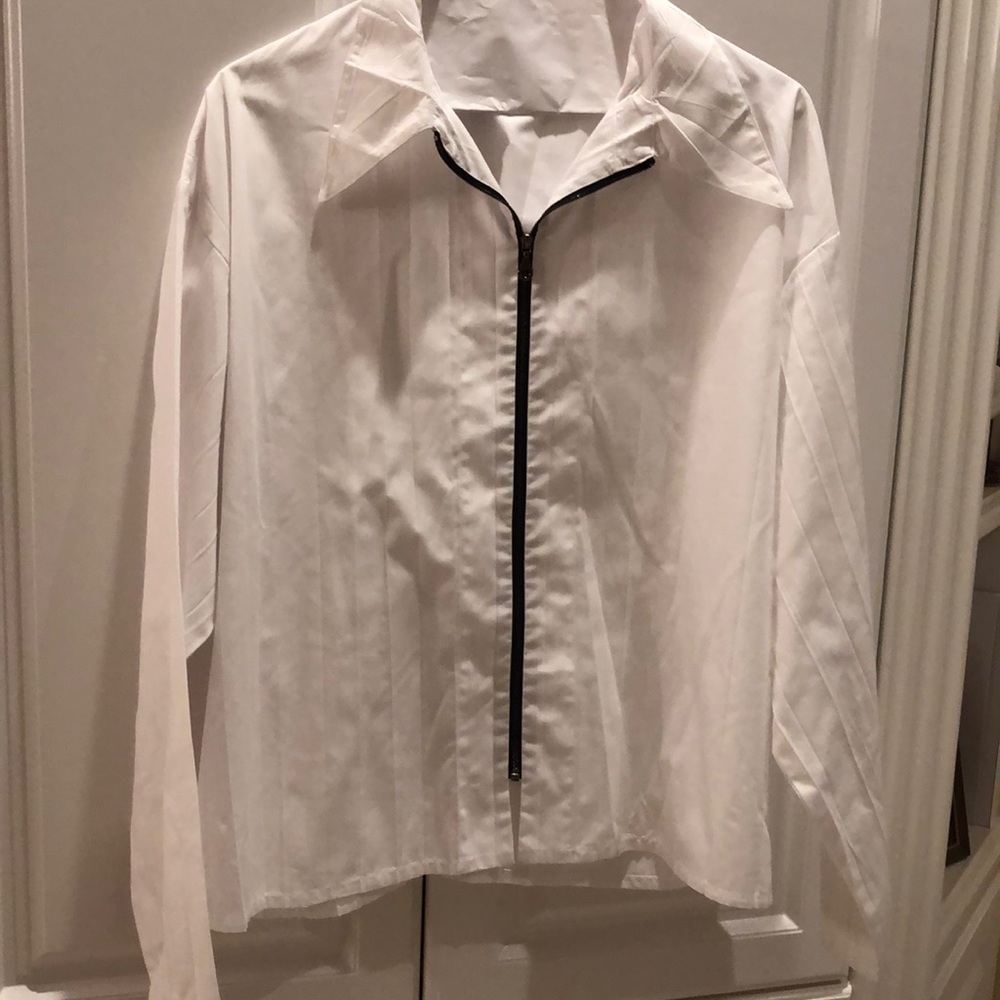 Babettes Designer Pleated Front & Back Wide Sleeve Bl… - Gem